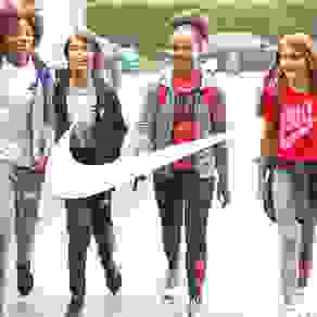 Sportartikel, Sportbekleidung und Sportschuhe jetzt bei SportScheck kaufen